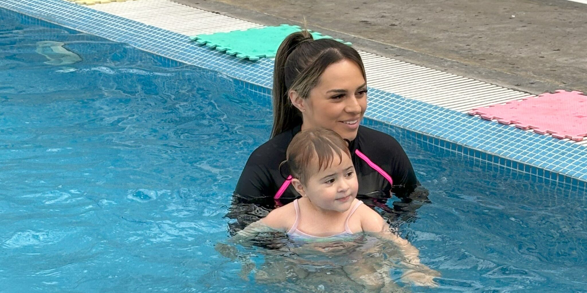Consejos de seguridad en el agua para padres e hijos | Waterproof